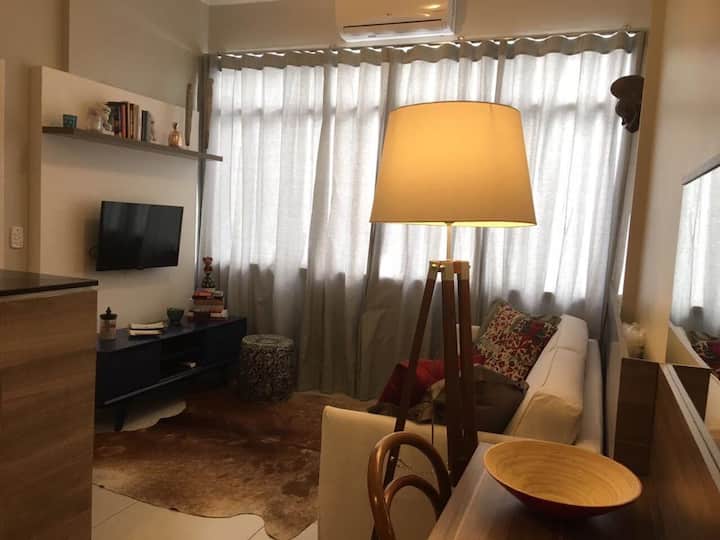 Apartment In Copacabana On The Corner Of The Beach - Rio de Janeiro