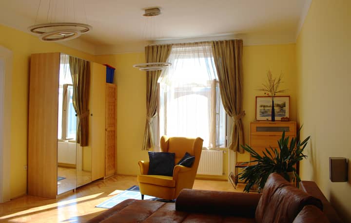 Budapest's Family-friendly Retreat: Near Downtown - Budapest