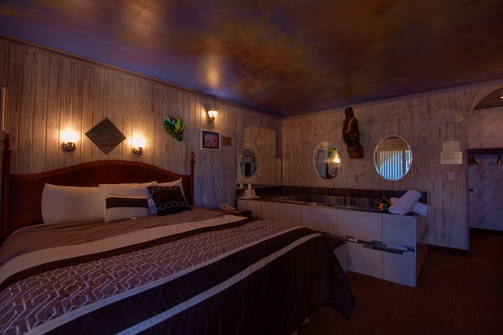 Oasis Of Eden - Tahiti - Yucca Valley, CA