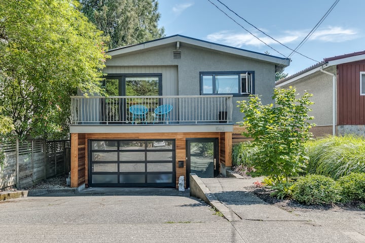 Central Modern House With View And 2 Kitchens - 