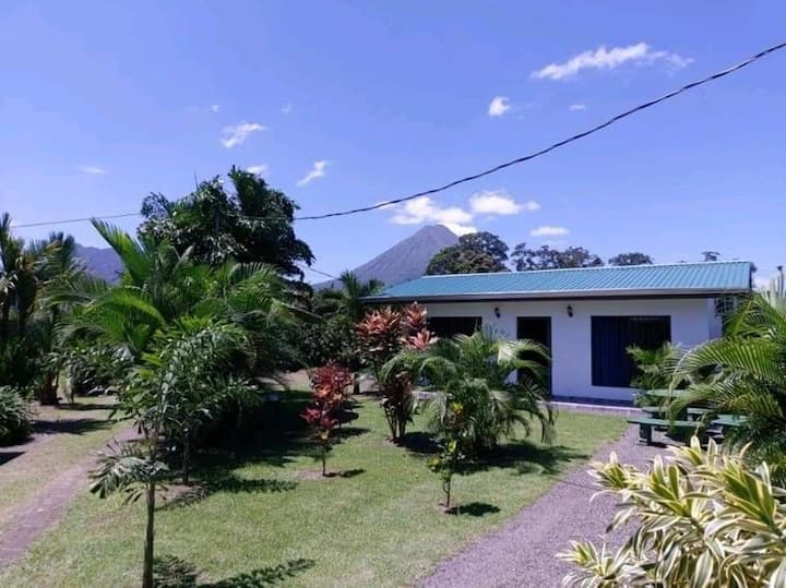 Amapolas R5. 3 Camas Grandes. Aire Acondicionado. - La Fortuna