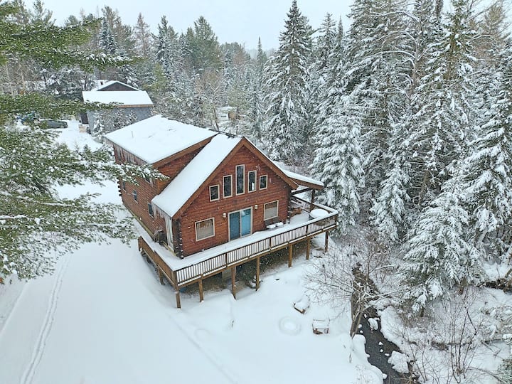 Beautiful Log Home Ninja 7086056 - Lake Placid, NY