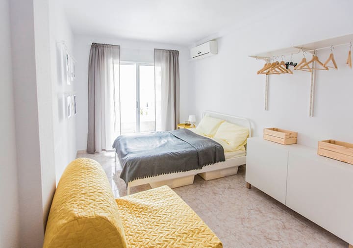 Studio Rosales - Torrevieja