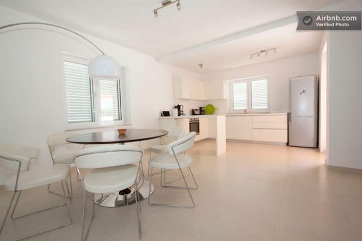 Most Beautiful Apartment In Rab - Rab