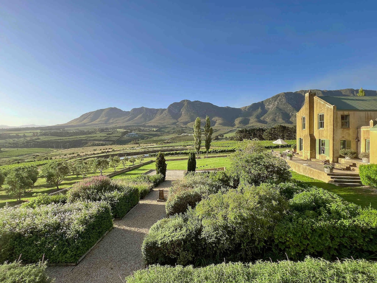 Moya's Vineyard - Farm stays for Rent in Overstrand Local Municipality ...