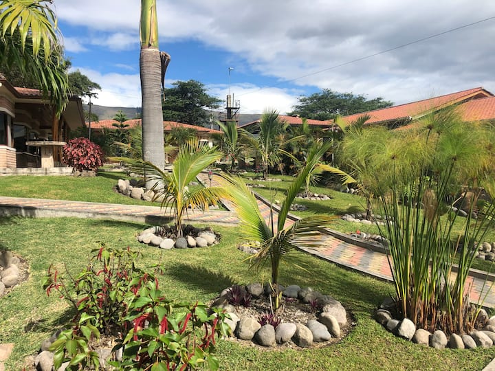 The Lodge - Santa Isabel