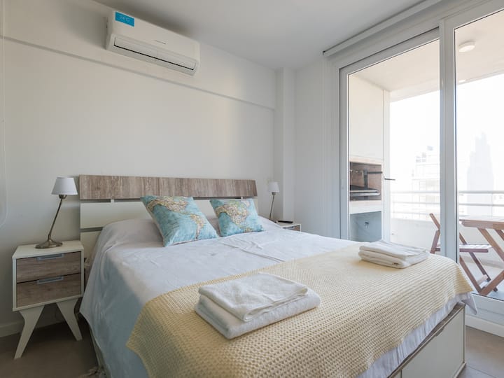Lindo Y Moderno Apartamento En Palermo Con Balcón! - Argentinien