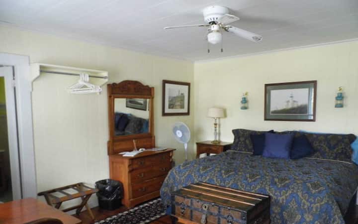 King Room At Otter Creek Inn - 바 하버