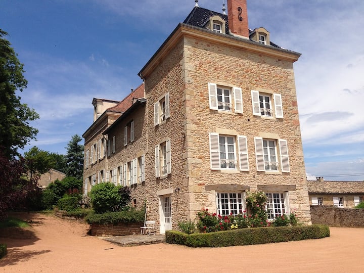 Maison De Famille, 9 Ou 14 Ch (17->30 Pers) - Mâcon