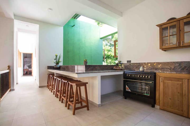 Barefootbungalowhikka 2kingrooms-2balconies-pool - Hikkaduwa