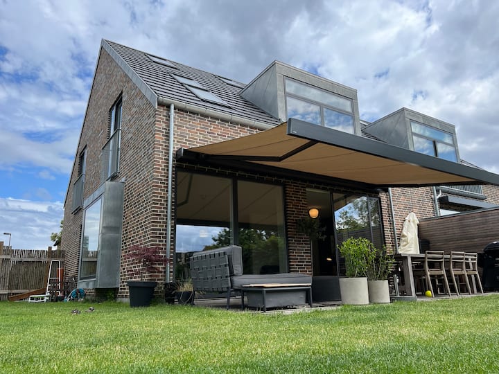 Nybygget Luksushus Tæt På Metro Og Strand - Copenhagen