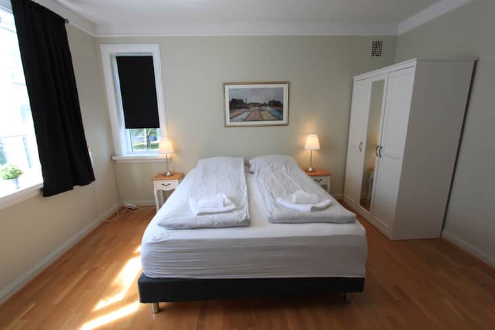Newly Renovated Room In The Center, Free Parking - Islande