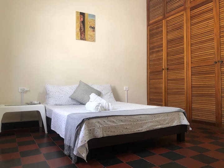 Suite/ac/private Entrance & Bathroom/wifi/smart Tv - Barranquilla