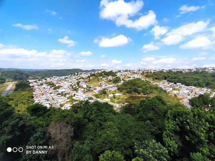 Apartamento Aconchegante Com Belíssima Vista. - Garibaldi