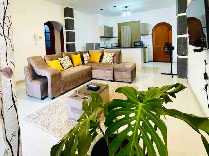 Tu Refugio Fresco Y Cómodo En Tumbes - Tumbes