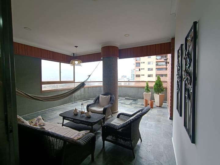 Lujo: Apartamento Clásico - Envigado