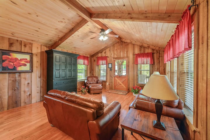 9 Best Cabins With Hot Tub In New Braunfels, Texas - Updated 2025 | Trip101