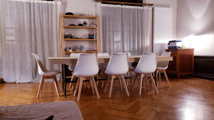 Logement Donnant Sur L'abbaye. - Moissac