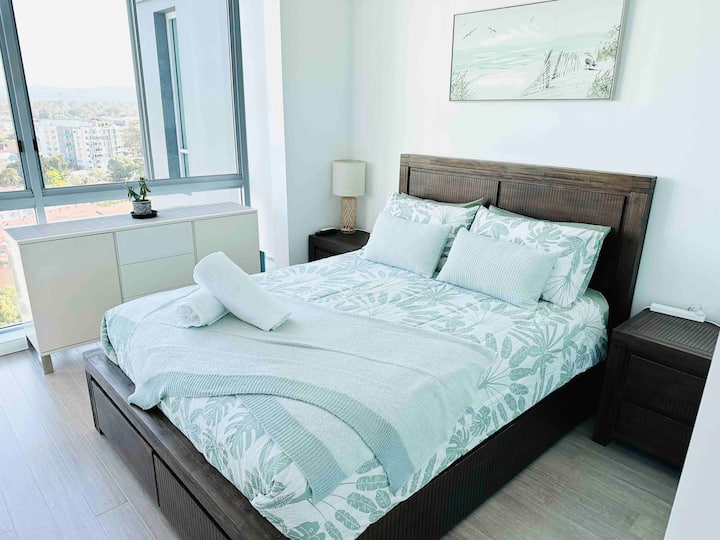 Bright 1br Escape | Pool, Parking & Comfort - Gold Coast