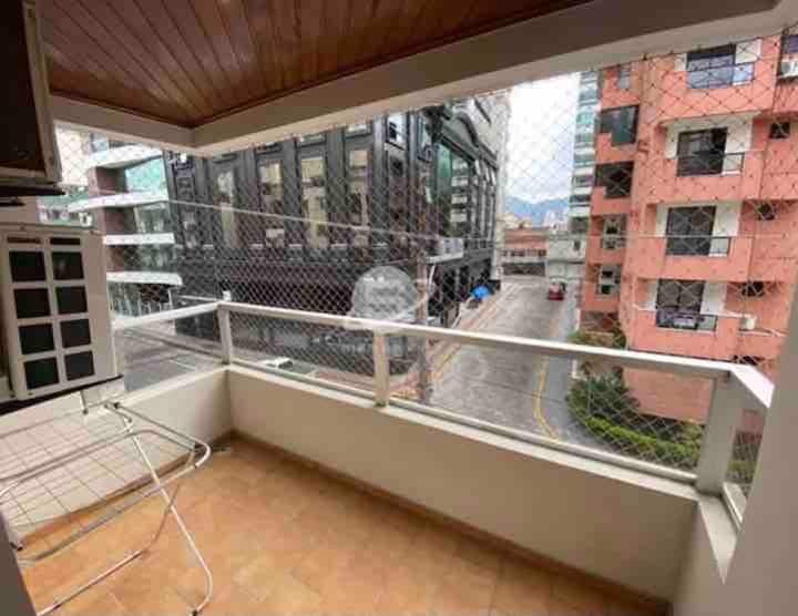 Apto Quadra Do Mar 90 Mts Praia Central Itapema - Itapema