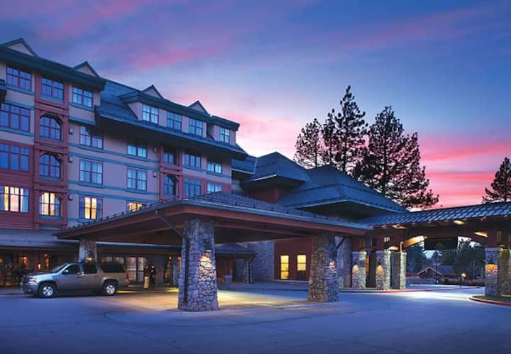 Marriott Villa At The Foot Of Heavenly! Sleeps 4 - South Lake Tahoe, CA