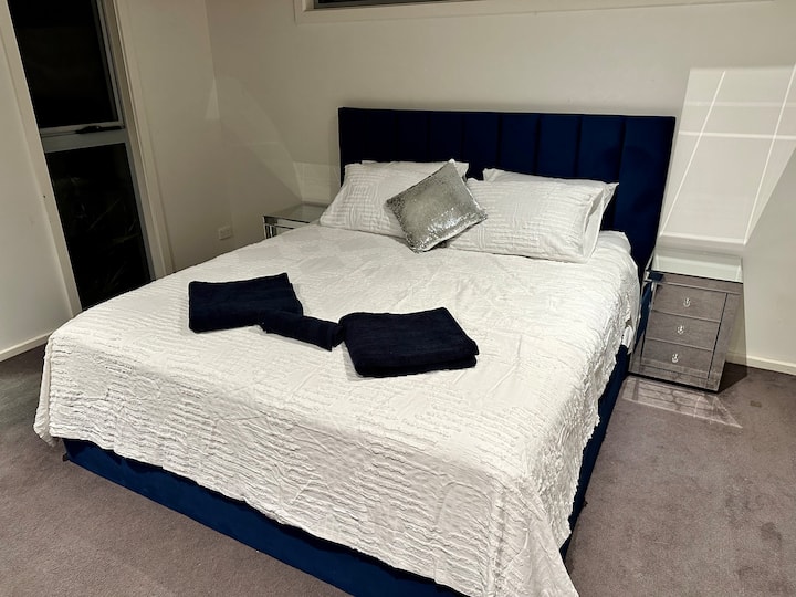 A Room By The Sea - Mornington