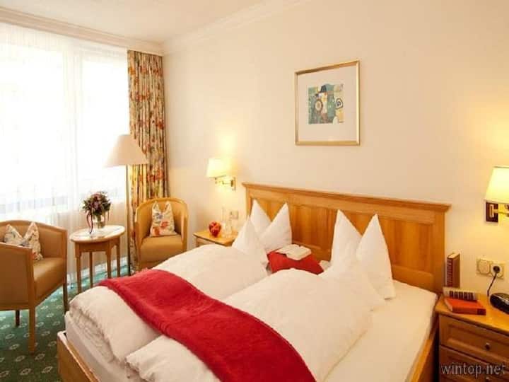 Dz Mit Balkon (Hotel Bayerischer Hof, Bad Füssing) - Bad Füssing