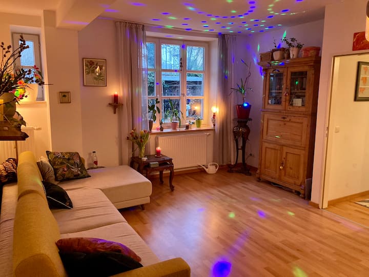 Centric, Quiet+cozy 2,5-room-apartment - Munich (Monacor di Baviera)