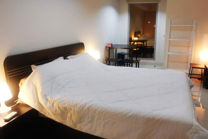 Luxury Studio Apt, Best Location In Semarang - Semarang