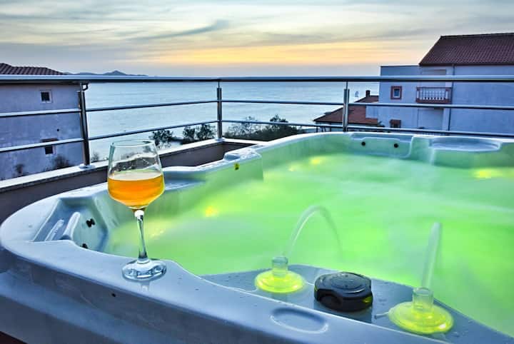 Penthouse Apartment, Beautifull Sea View - Bibinje