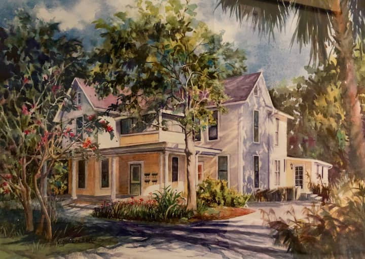 Spacious, Private 2br 2b Apartment - Gainesville, FL