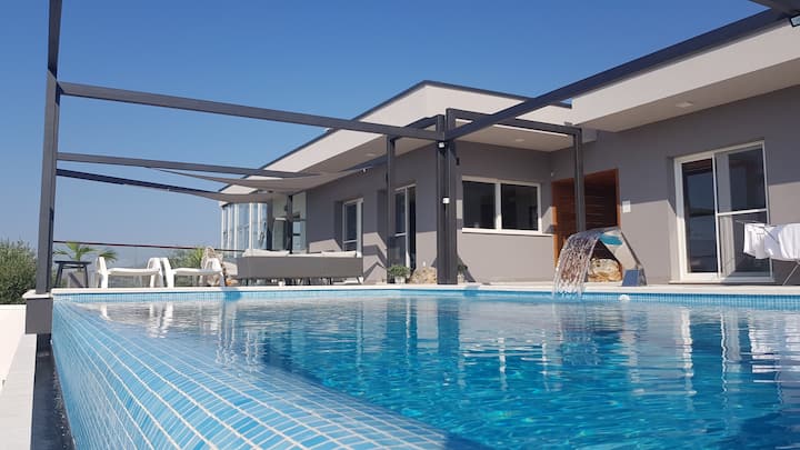Villa Vickota , Prekrasan Pogled Na More I Prirodu - Split