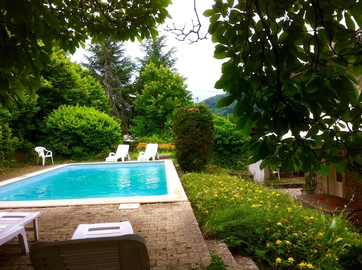 Grande Maison Familiale En Pierres - Ardèche