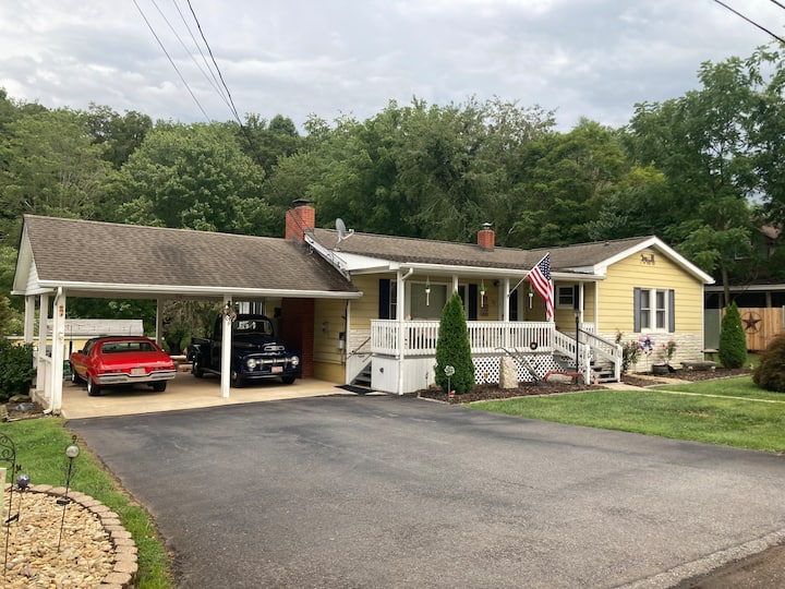 Katie’s Kottage - Waynesville, NC