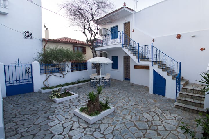 The Blue Apartment - Skiathos