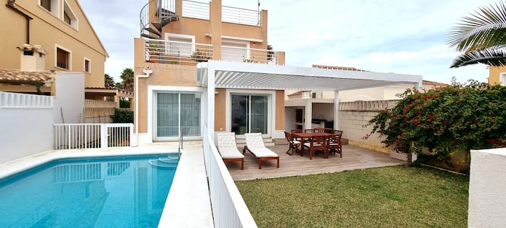 Villa Con Piscina Privada Muy Bien Ubicada - Dénia