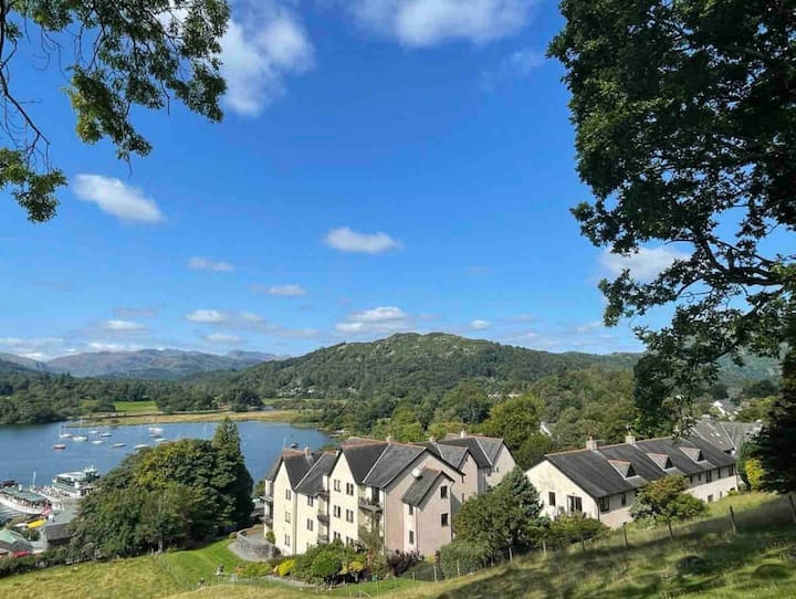 Pure Grace, Waterhead Nr Ambleside, Lake District - Ambleside