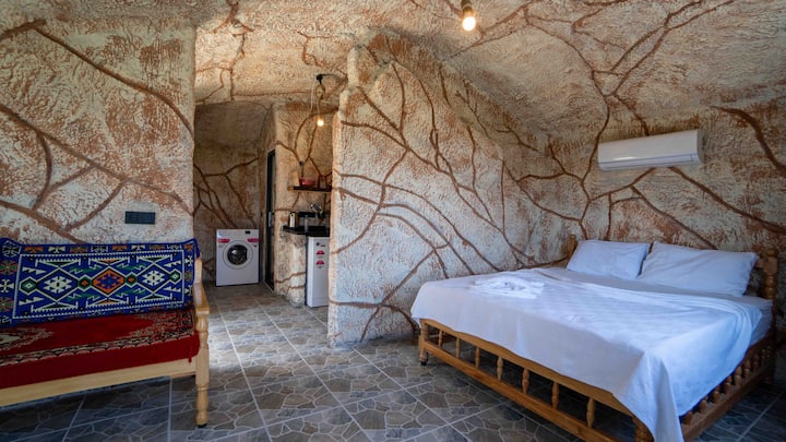 Jakuzili Mağara Villa (No: 23) - Adrasan