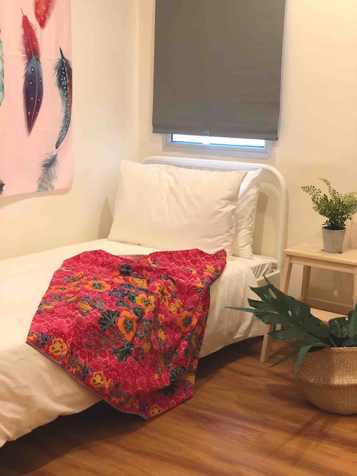 Bk Hostel @ City Centre Room E - Single Room - ブルネイ・ダルサラーム