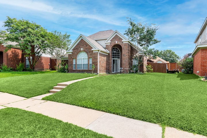 (#10313 ) Frisco 4 Bedroom Home With Backyard - 프리스코