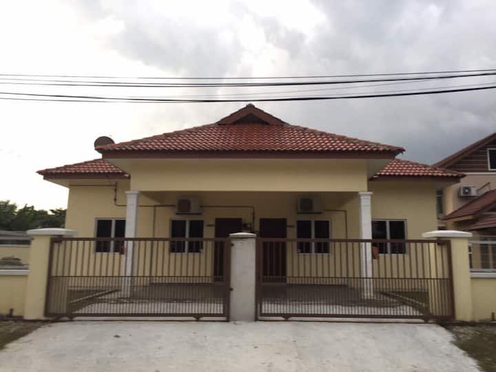 Meera Homestay - Putrajaya