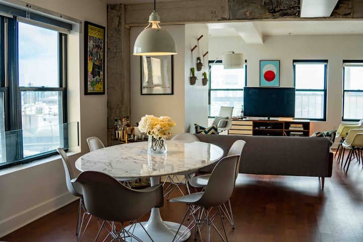 Mid Century Modern Loft In Downtown La - Los Angeles, CA