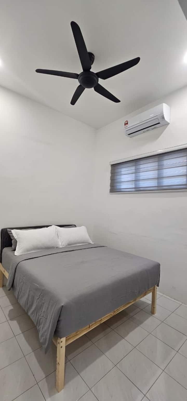 4 Bedroom Homestay @ Mersing - Mersing