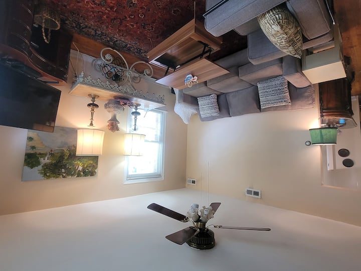 Cozy Private 1 Br Unit – Heart Of H St Corridor - Washington, D.C.