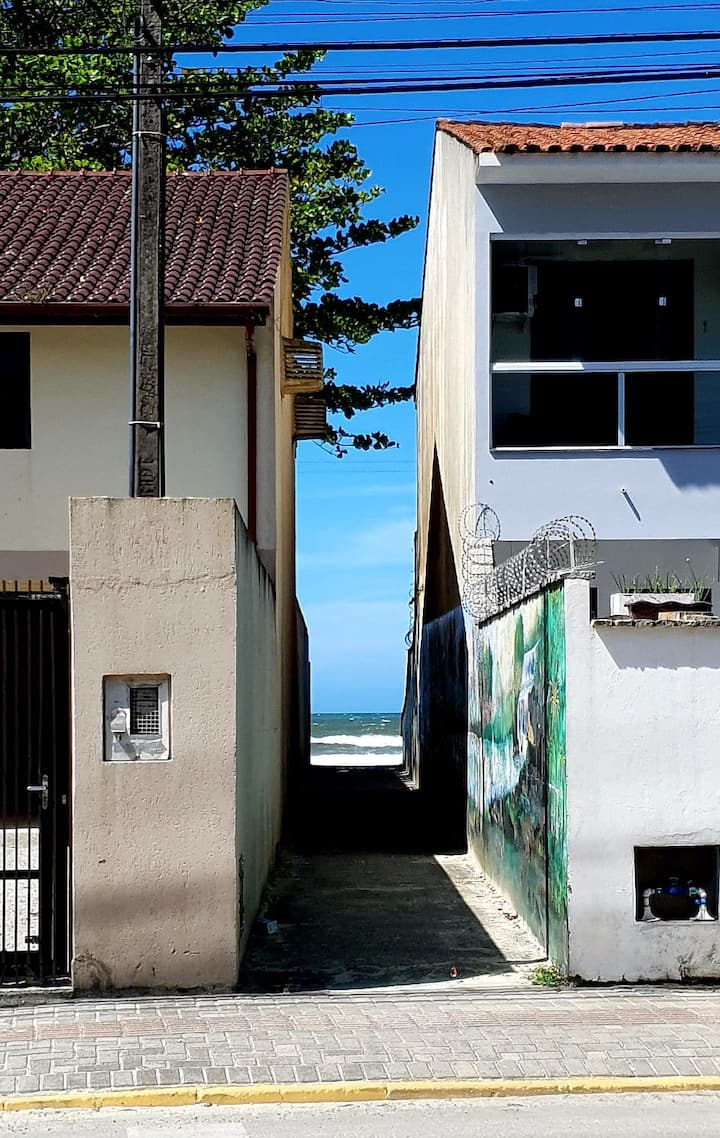 Apto 203 Pereque Vó Eleni, 20 Metros Da Praia - Pôrto Belo