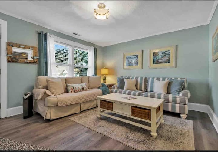 Caroline’s Beach House - Myrtle Beach, SC