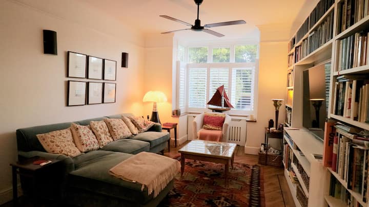 Double Bedroom In Modern House With Private Pool - Deal