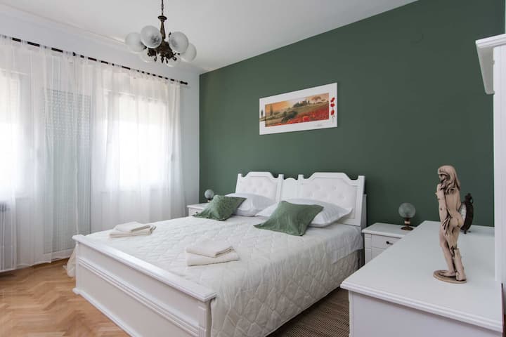 Betanija - Trogir