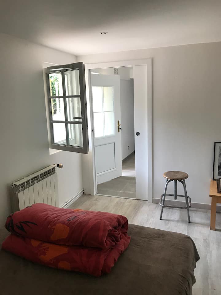 Appartement 2 Pièces , Spacieux Et Agréable - Sarcelles