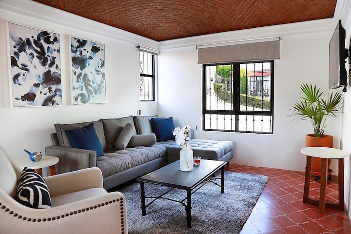 Sparkling Modern Apartment Close To Downtown - Guanajuato
